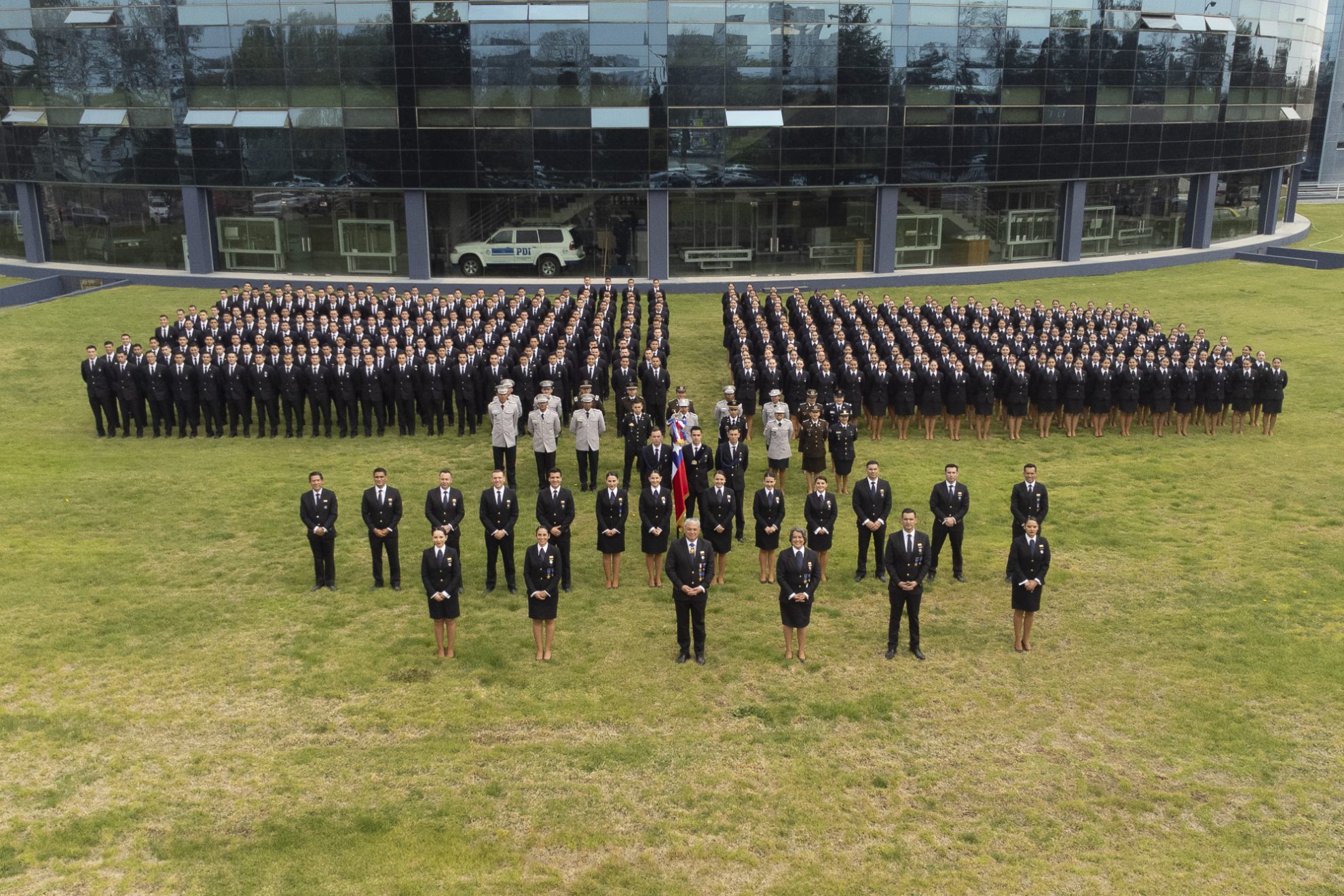 Escuela PDI realizó presentación en Gran Parada Militar 2022 ...